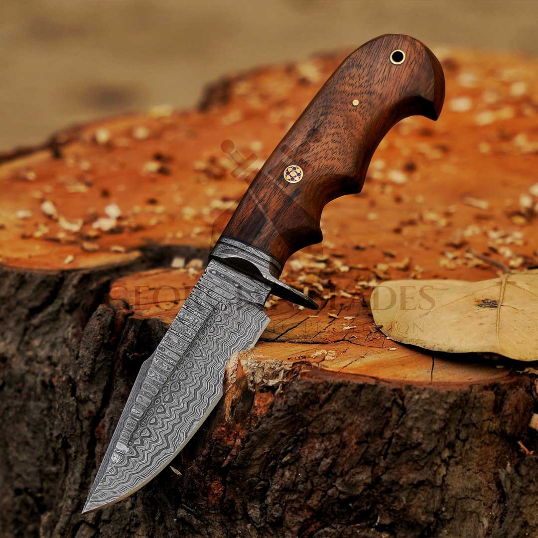 Onyx Seeker - 10.5 inch Hidden Tang Damascus Steel Hunting Knife ...